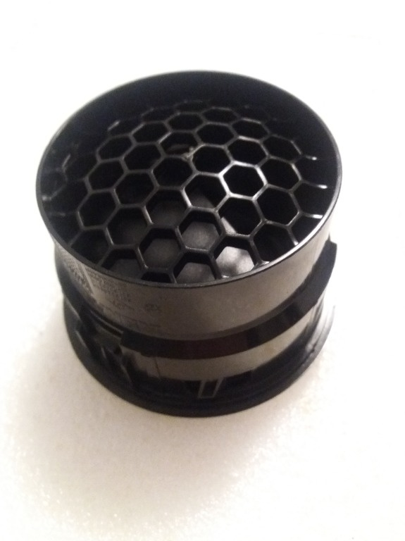 Aerator Logan 1 / 2 Sandero 1 / 2 Duster 687603688R. PORTOCALIU ...