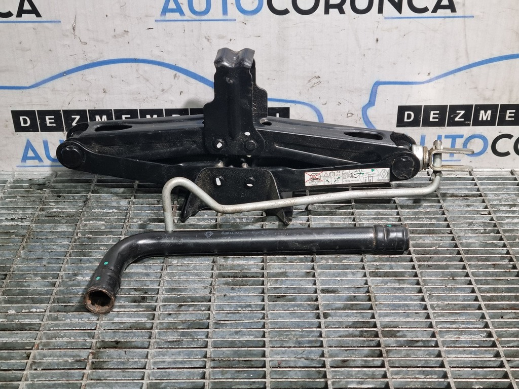 Cric Dacia Duster 2010 - 2015 sh de vanzare cu garantie si retur ...