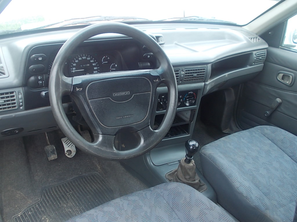 Dezmembram Daewoo Nexia din 1995 , 1,5 benzina - #271439224