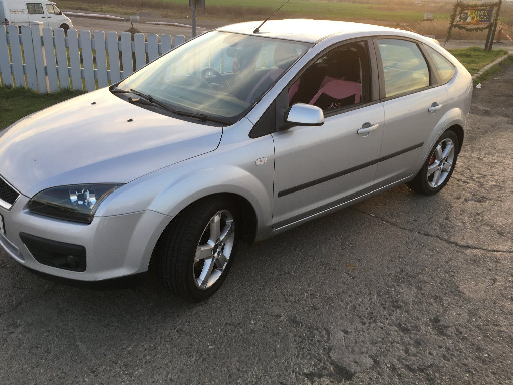 Dezmembrez Ford Focus 2 2006 HATCHBACK 1.6 16V - #1600851263