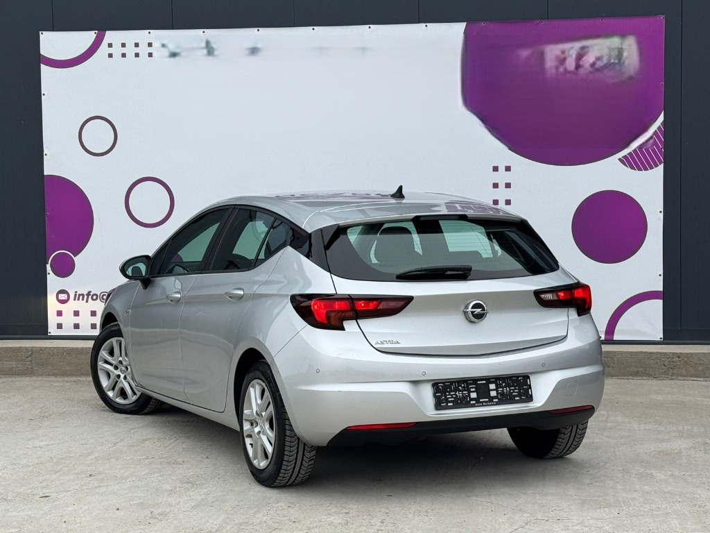 Dezmembrez Opel Astra K 2018 hatchback 1.6 piese auto sh originale de ...