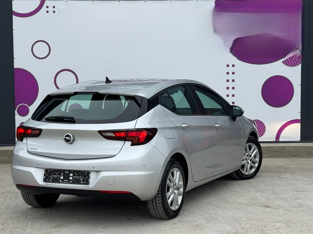 Dezmembrez Opel Astra K 2018 hatchback 1.6 piese auto sh originale de ...