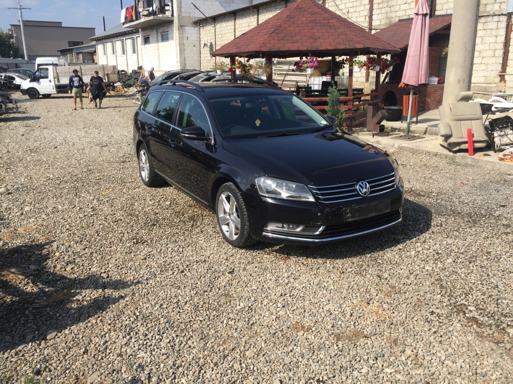 Dezmembrez VW Passat B7 1.6 TDI CAY 6 trepte manual 2011 Combi piese ...