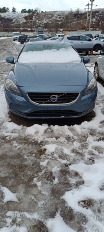 Emblema fata Volvo V40 2013 HATCHBACK 2.0 D sh de vanzare cu garantie ...