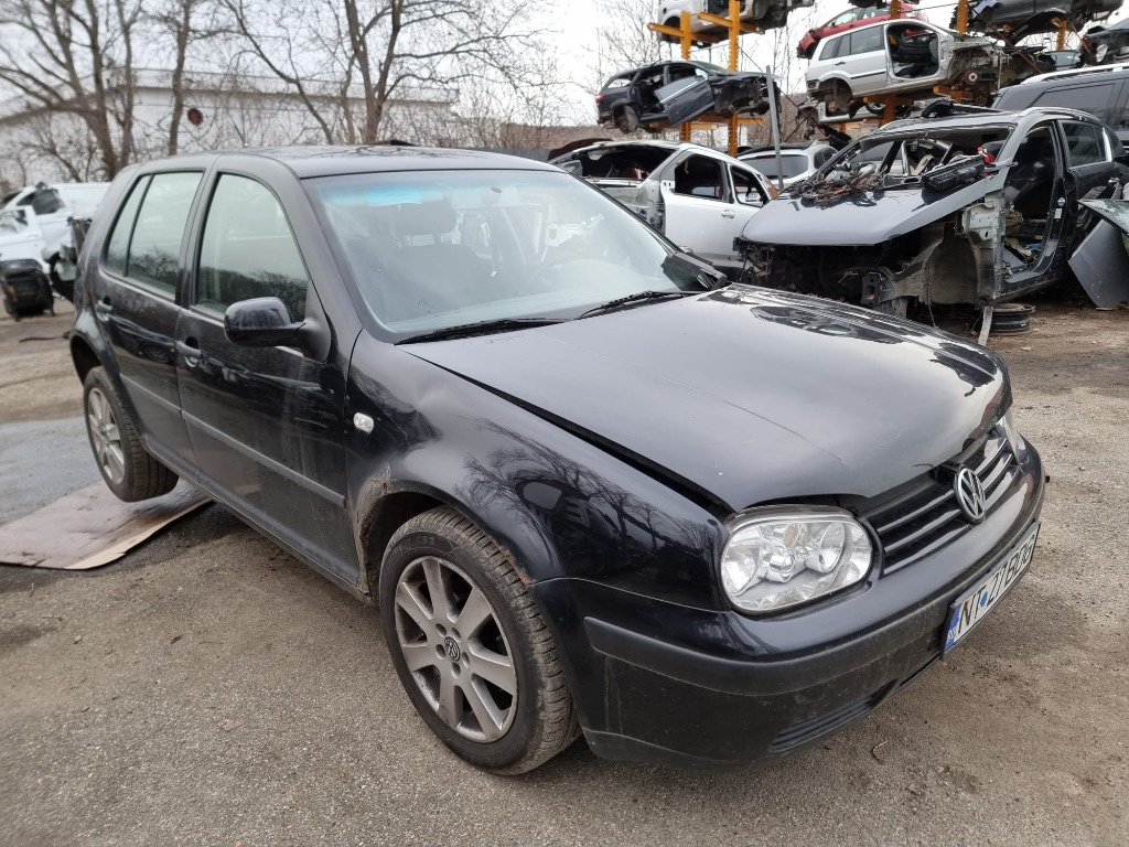 Far golf 4 1.9 tdi noi si sh de vanzare - TU alegi prețul!