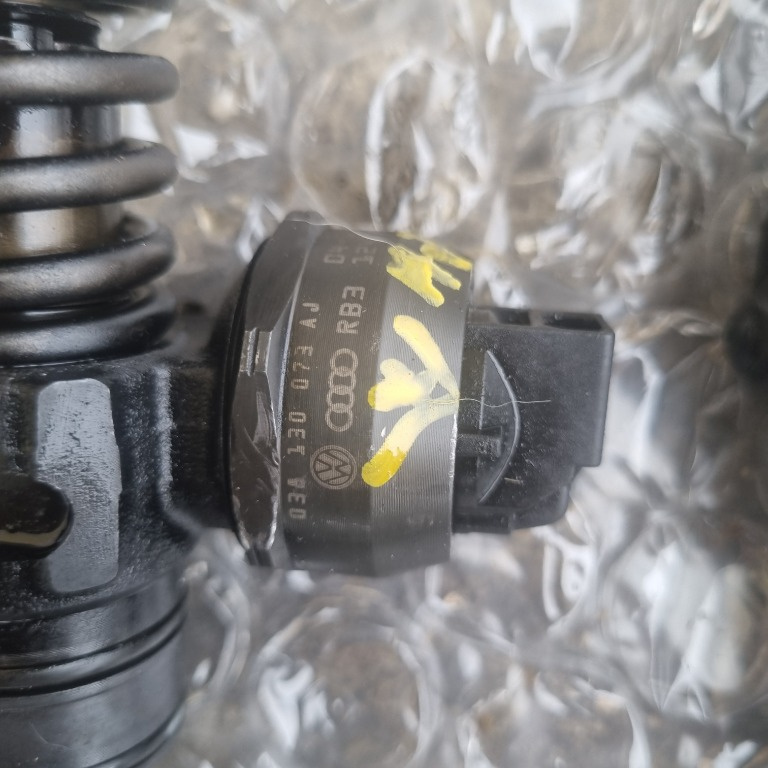Injector SEAT IBIZA 6L ,motor:1.9 TDI,cod motor:ATD,cod:038 130 073 AJ ...