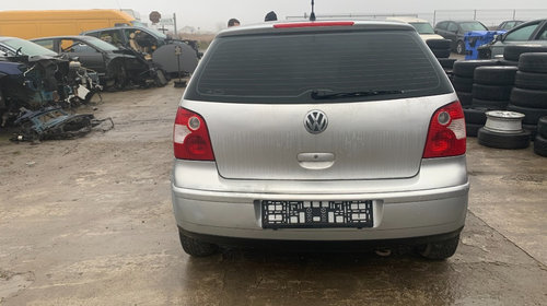 Interior complet Volkswagen Polo 9N 2002 hatchback 1200 benzina ...