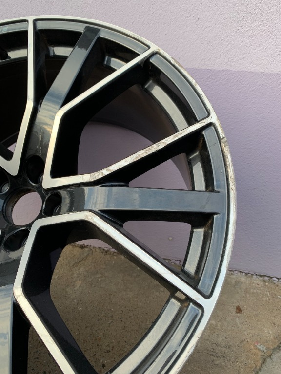 Janta Audi Q7 4M Q8 4M8 10JX22 H2 ET21 Originala cod 4M8601025Q Audi ...
