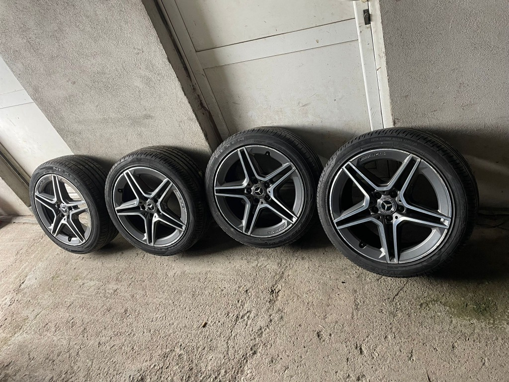 Jante Originale AMG R18 Mercedes cu anvelope vara 225/45/18 Dot 2021 Et ...