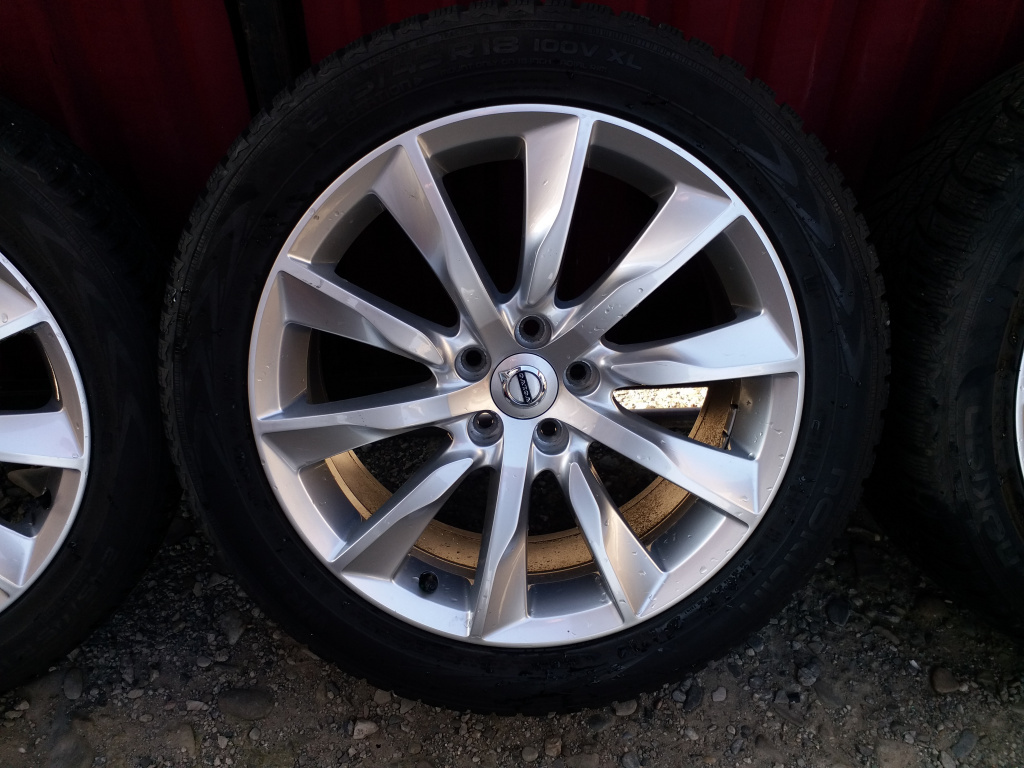 Jante R18 VOLVO S90 V90 S60 S80 V60 V70 Xc60 Xc90 10 Spite Turbine sh ...