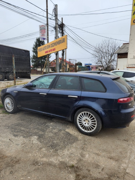 Mocheta podea interior Alfa Romeo 159 2006 combi 2.4 TDM - #295363203