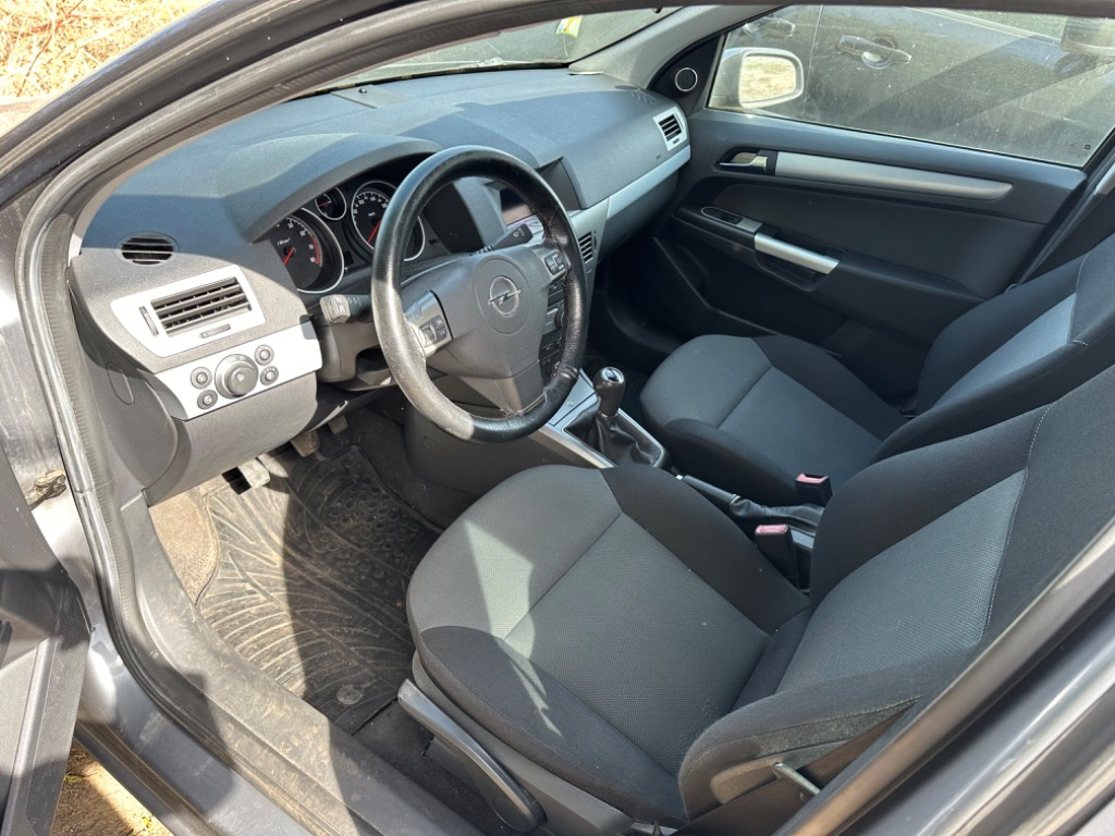 Mocheta podea interior Ford Mondeo 4 2008 Break 2.0 sh de vanzare cu ...
