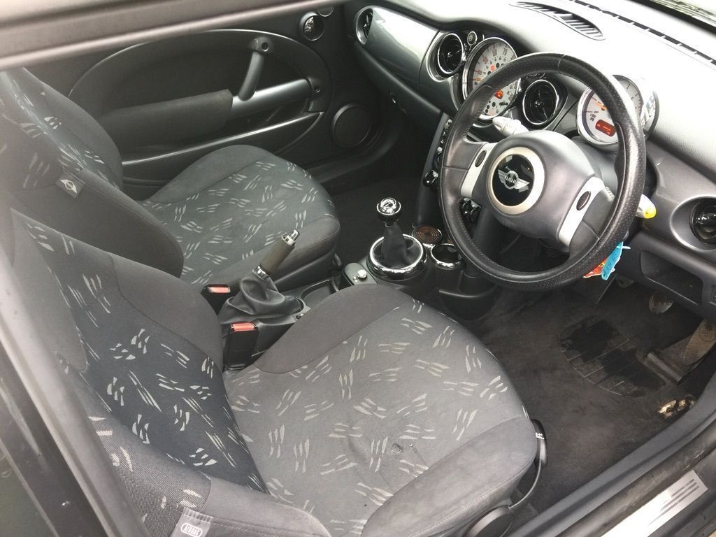 Mocheta podea interior Mini Cooper 2005 Hatchback. 1,6. - #191411772