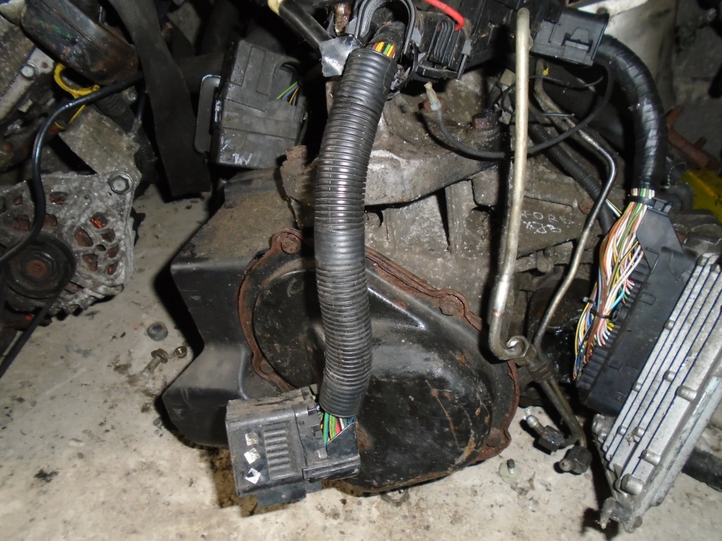 Motor Ford Fiesta 1.4 Benzina, Cod motor: FXJB - #1021179209