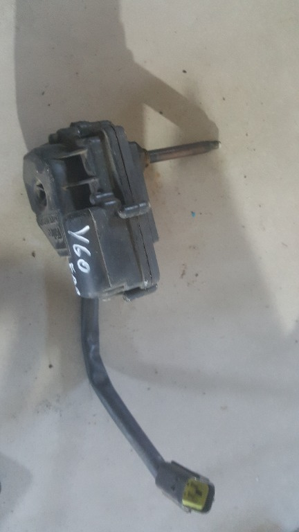 Stergator far nissan patrol noi si sh de vanzare - TU alegi prețul!
