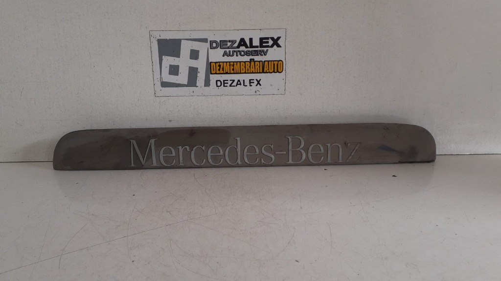 Ornament Mercedes Vito cod-a6387431130 sh de vanzare cu garantie si ...