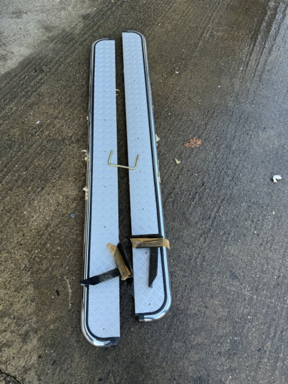 Praguri Nissan Navara Pathfinder Patrol sh de vanzare - #863454482