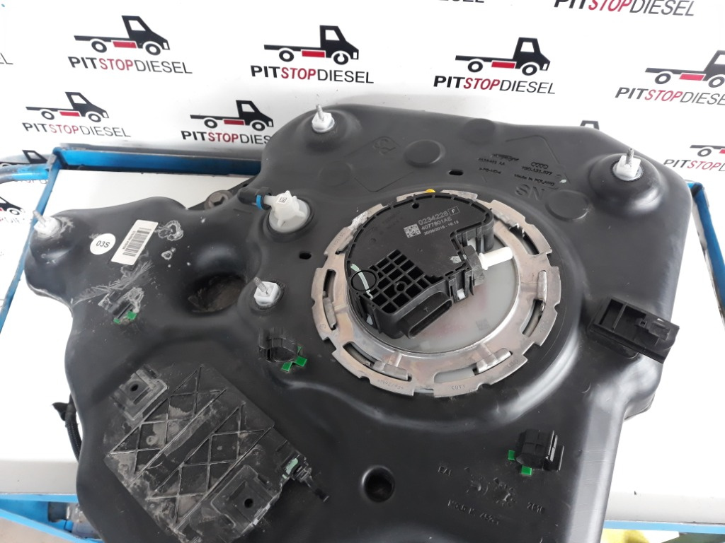 Rezervor adblue cu pompa A6 C7 2.0 TDI euro 6 2014 2015 2016 2017 ...