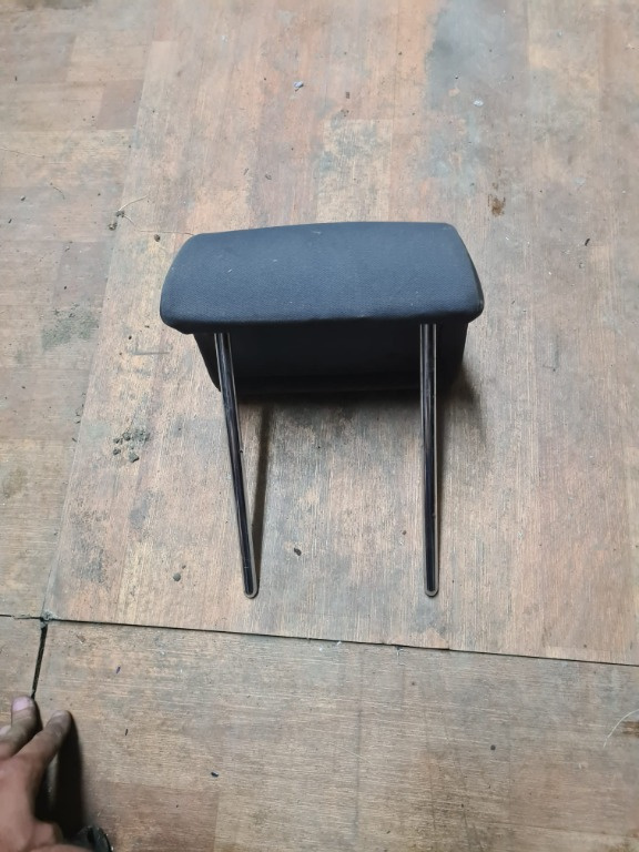 Tetiera Virgula Pe Mijloc Bancheta Spate Seat - #1379465070