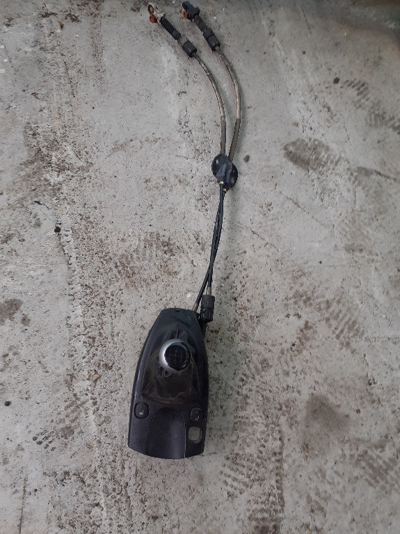 Timonerie completa cu cablu ford focus 1 1.8 tdci stare f buna trimit ...